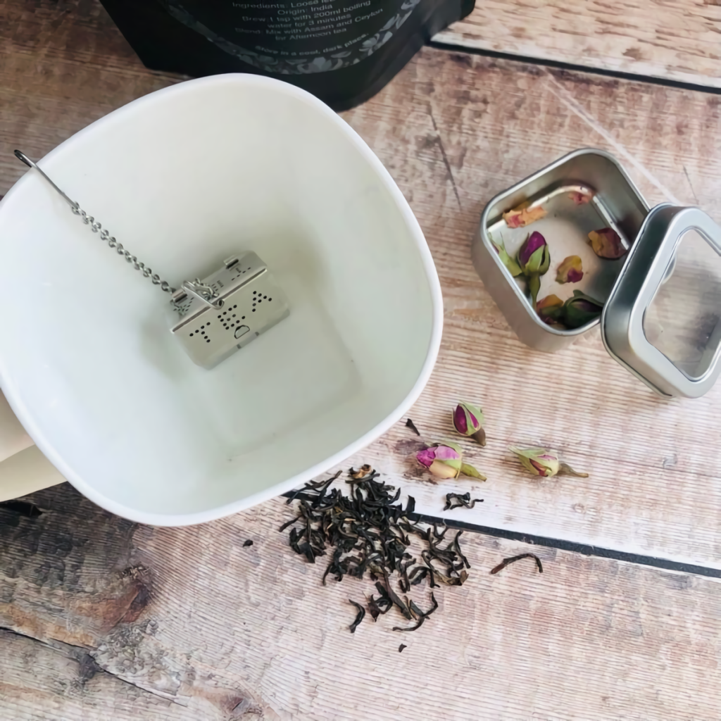 Make your own tea blend - Tea Blending Box - Silver Lantern Tea